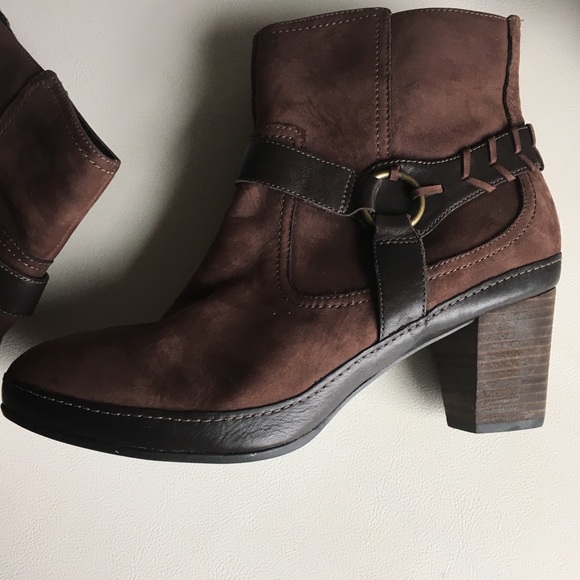 Clarks | Shoes | Clarks Artisan Buckle Brown Leather Ankle Boots | Poshmark